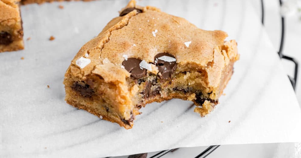 Chewy Chocolate Chip Blondies | Punchfork