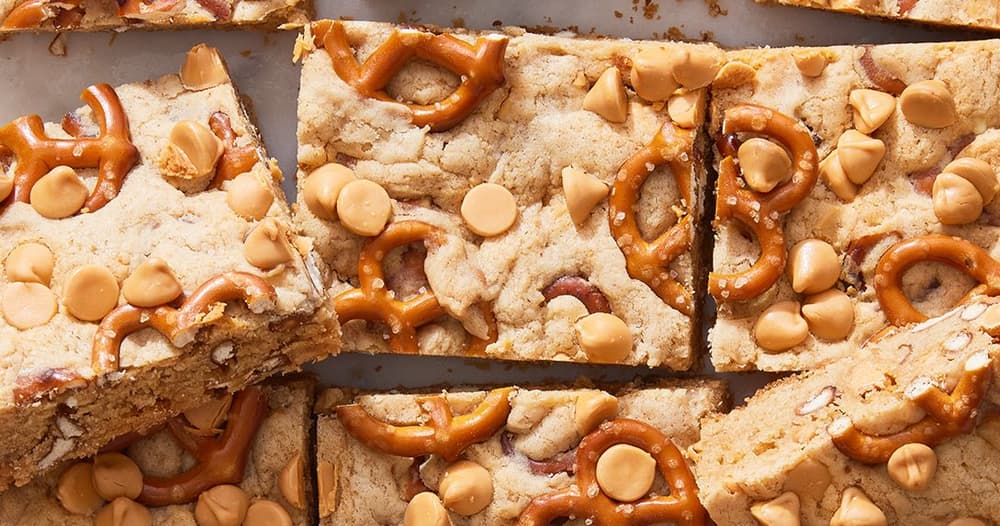 Peanut Butter Pretzel Butterscotch Blondies | Punchfork