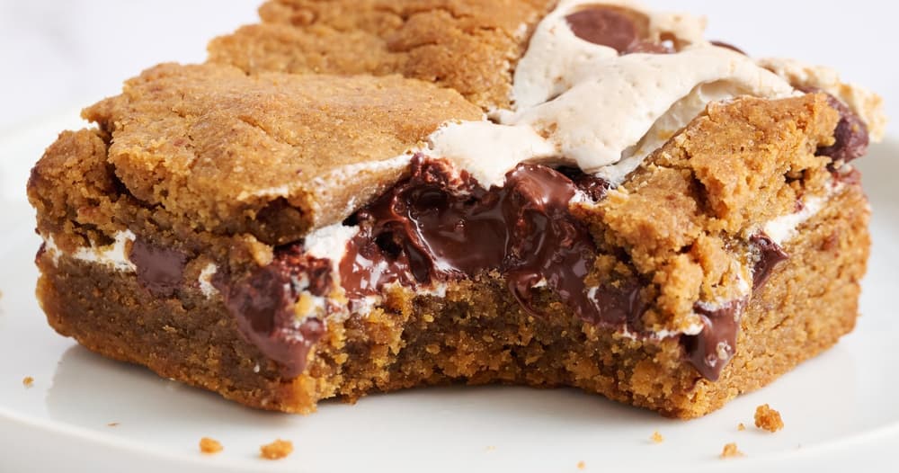 Peanut Butter S'mores Blondies | Punchfork