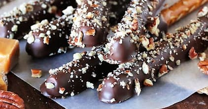 Turtle Pretzel Rods | Punchfork