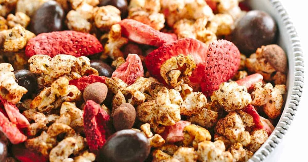 Chocolate Aztec Popcorn with Strawberries | Punchfork