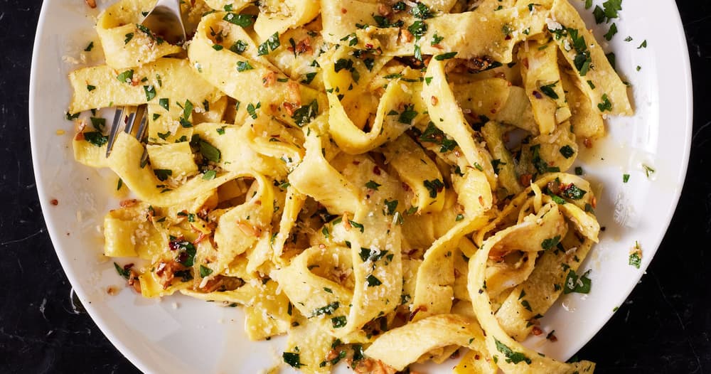 Cacio e Pepe Egg Noodles | Punchfork