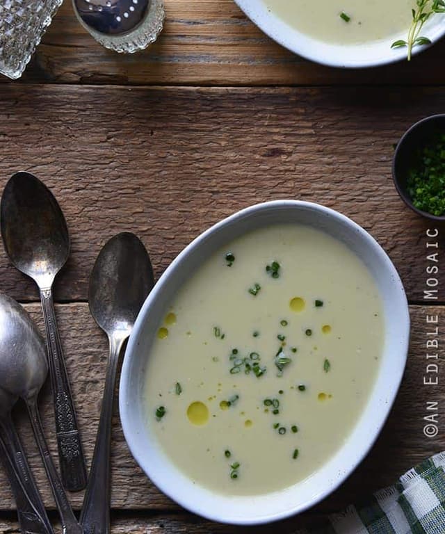 Creamy Garlic and Chive White Bean Chowder with Leeks (Gluten-Free) | Punchfork