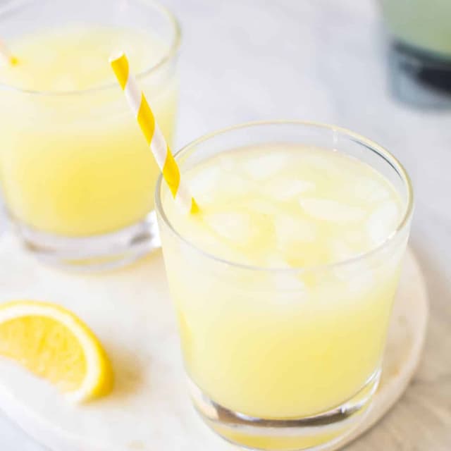 Blender Whole Lemon Lemonade - The Easiest Healthiest Lemonade Ever ...