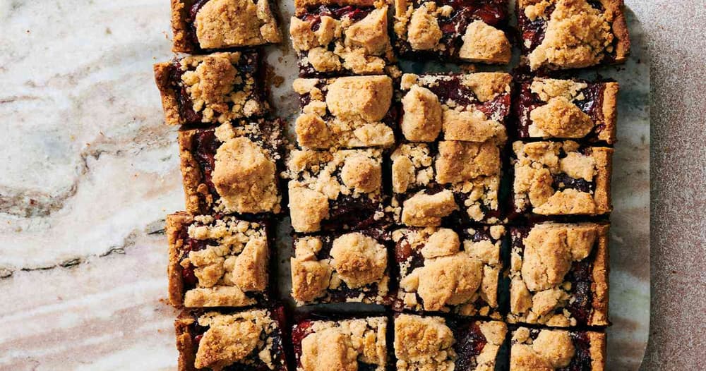 Chewy Cran-Apple Pecan Bars | Punchfork