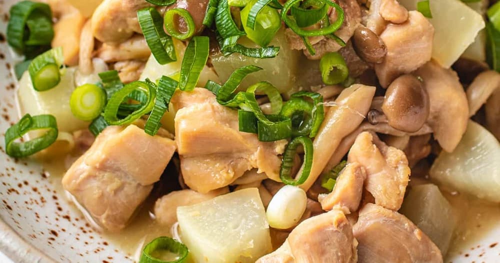 Simmered Daikon Radish with Chicken | Punchfork