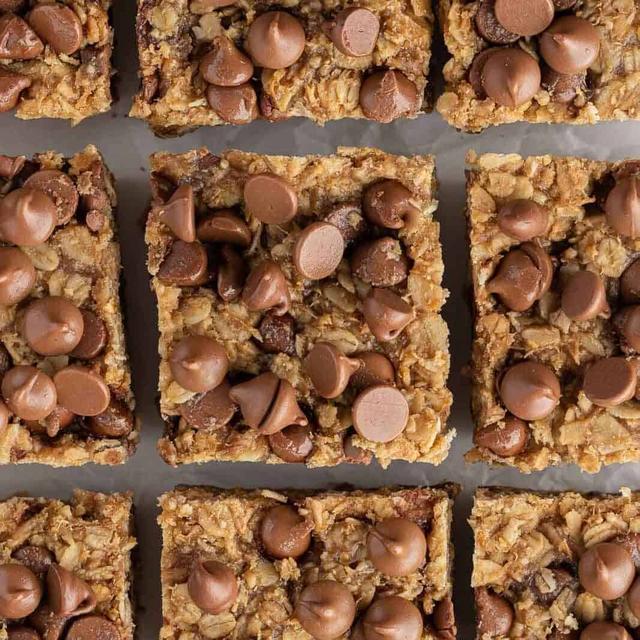 Chocolate Chip Peanut Butter Oatmeal Bars | Punchfork