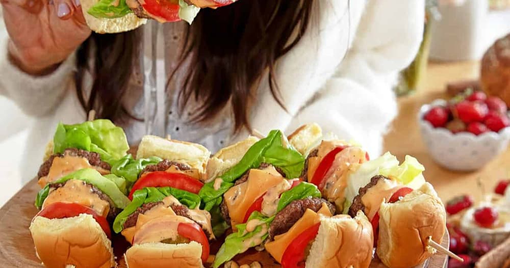 Mini Cheeseburger Slider Bites | Punchfork