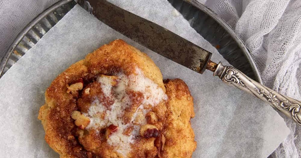 Soft & Gooey Cinnamon Roll Biscuits (No Yeast) | Punchfork
