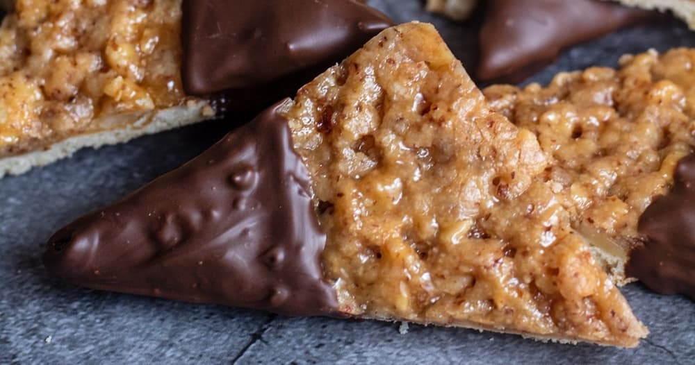 Nussecken (German Nut Corners Bars) | Punchfork
