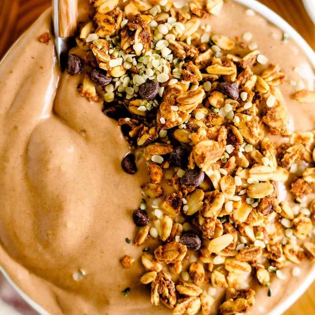 Chocolate Smoothie Bowl | Punchfork