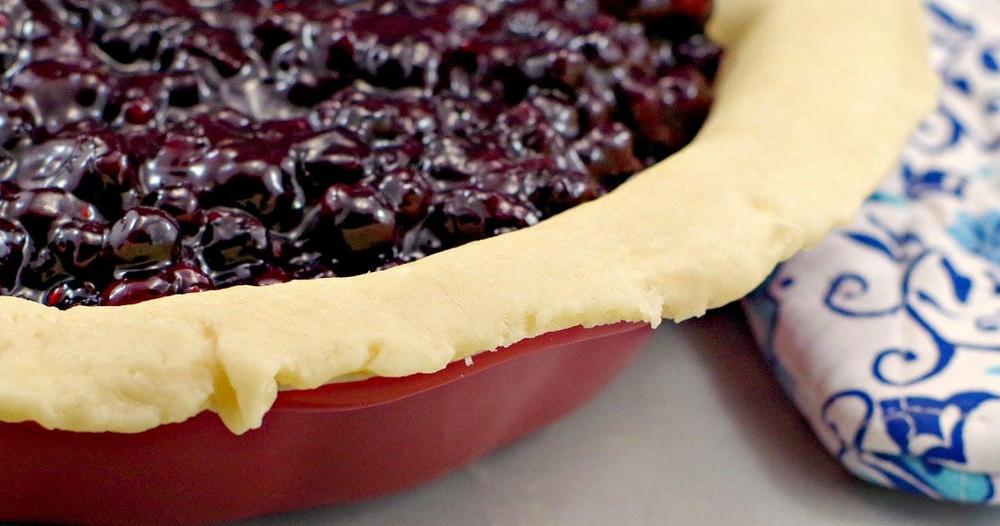 No Fail Pie Crust (Cold Water Pastry) | Punchfork