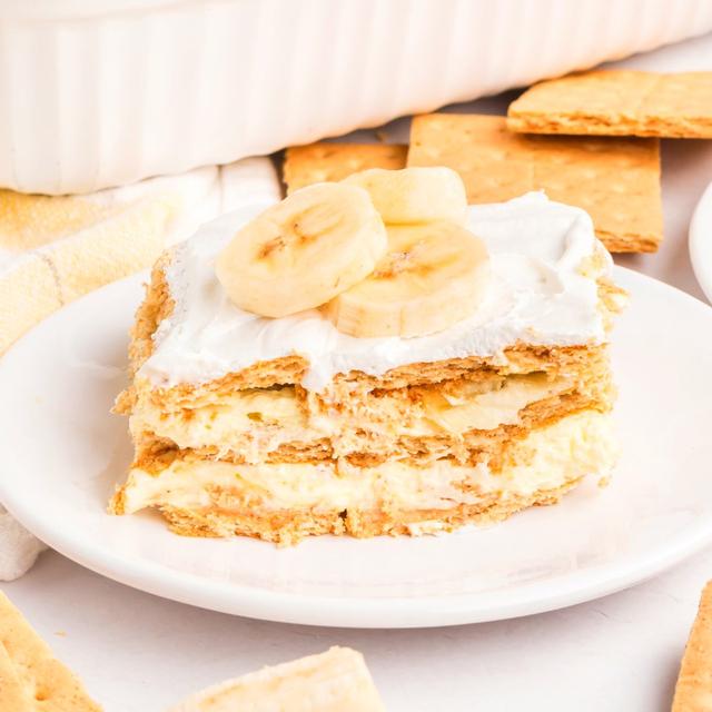 Banana Pudding Eclair Cake | Punchfork