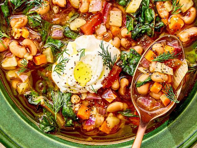 Easy One-Pot Black-Eyed Pea Stew with Swiss Chard and Dill | Punchfork