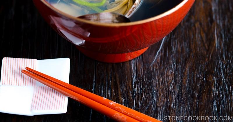 Japanese Clear Clam Soup (Ushiojiru) | Punchfork