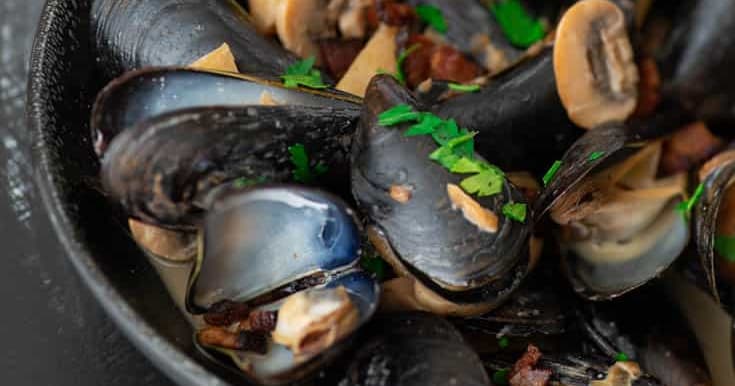 Mussels with Apples | Punchfork